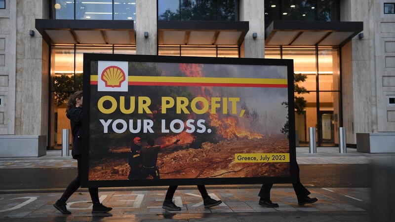 Shell uses controversial carbon credits to meet climate targets - Ideas ...